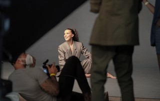 Millie Bobby Brown's Feet - Photos, Shoe Size, and More | FeetDatabase.com