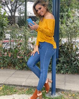 Photo galleries - wikiFeet