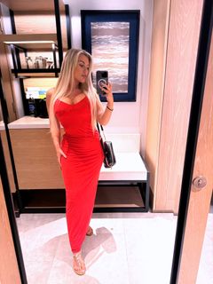 Photo galleries - wikiFeet X