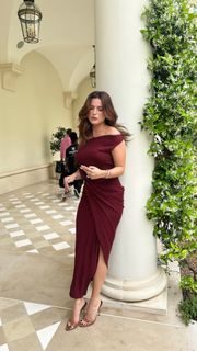 Photo galleries - wikiFeet