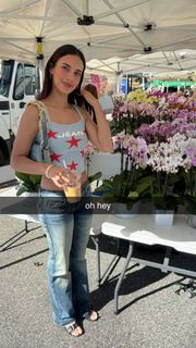 Emily Rudd's feet
