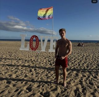 Photo galleries - wikiFeet Men