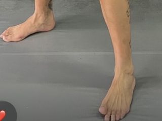 Brett Keisel's feet